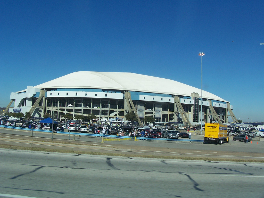 Texas Stadium - History, Photos & More of the former NFL stadium of the ...