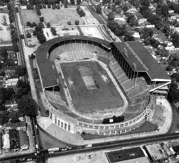 War Memorial Stadium - History, Photos & More of the former NFL stadium ...